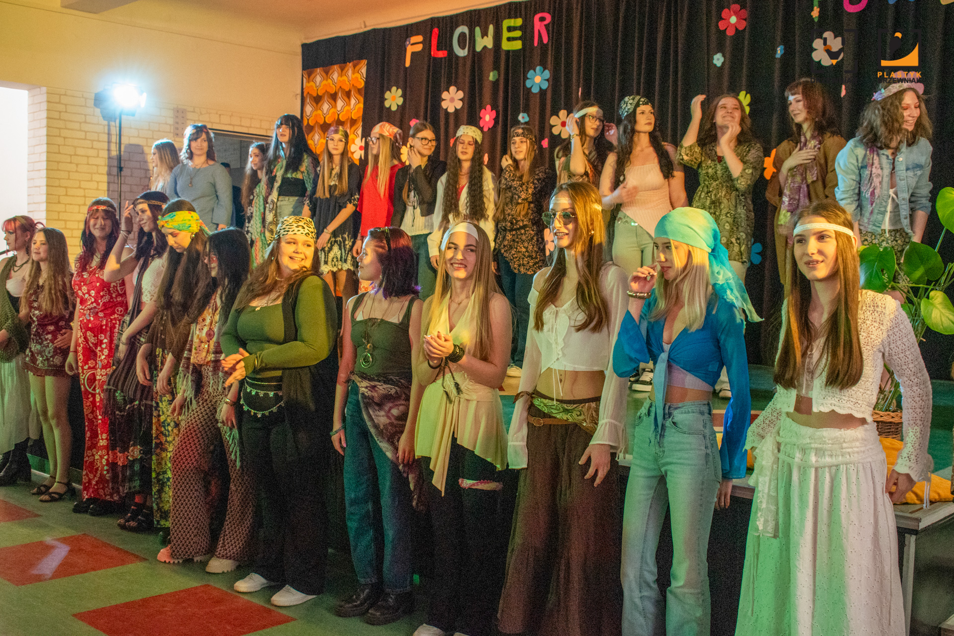 Flower Power - moda wolności - Zespół Szkół Technicznych w Słupsku